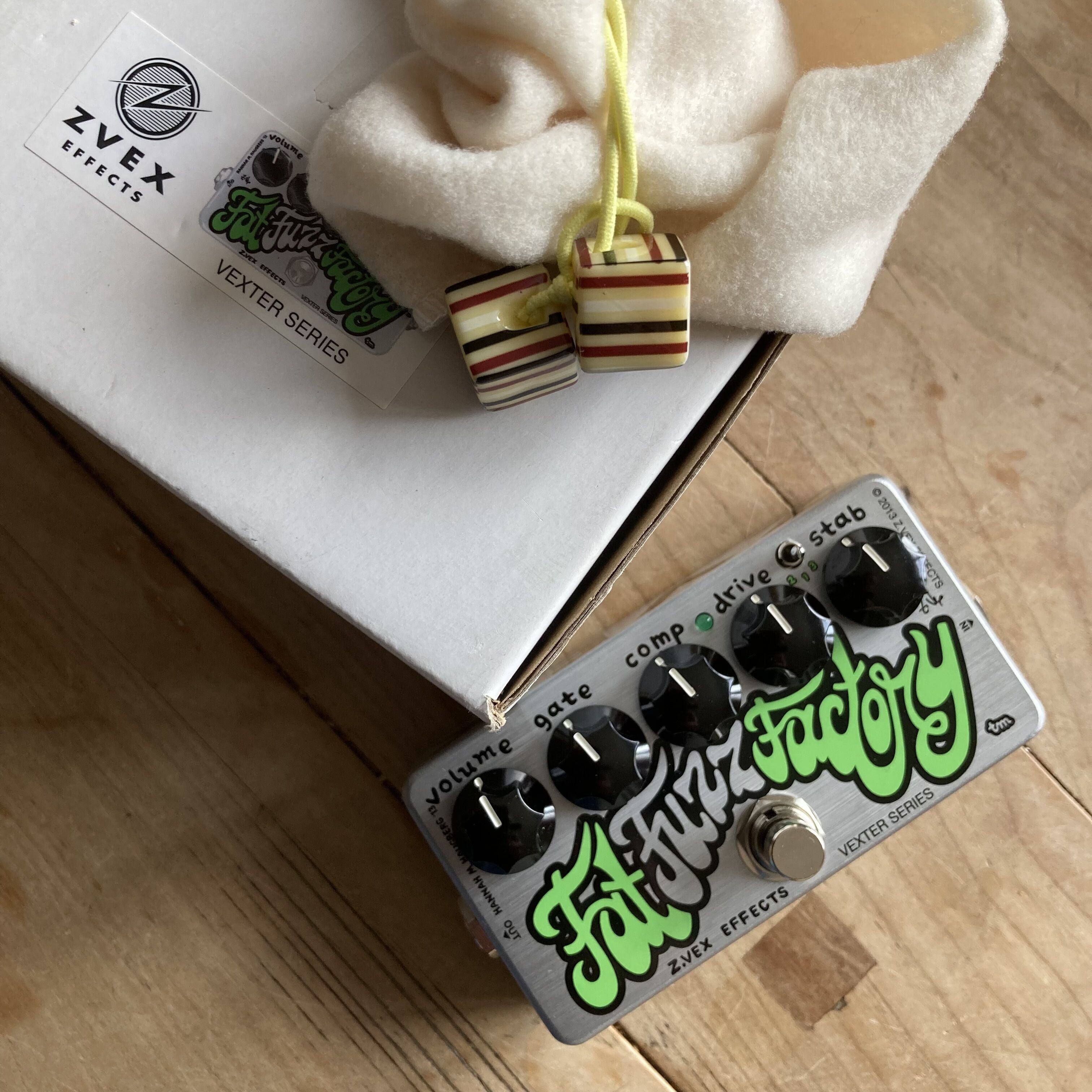 Fat Fuzz Factory Vexter - Zvex Fat Fuzz Factory Vexter - Audiofanzine