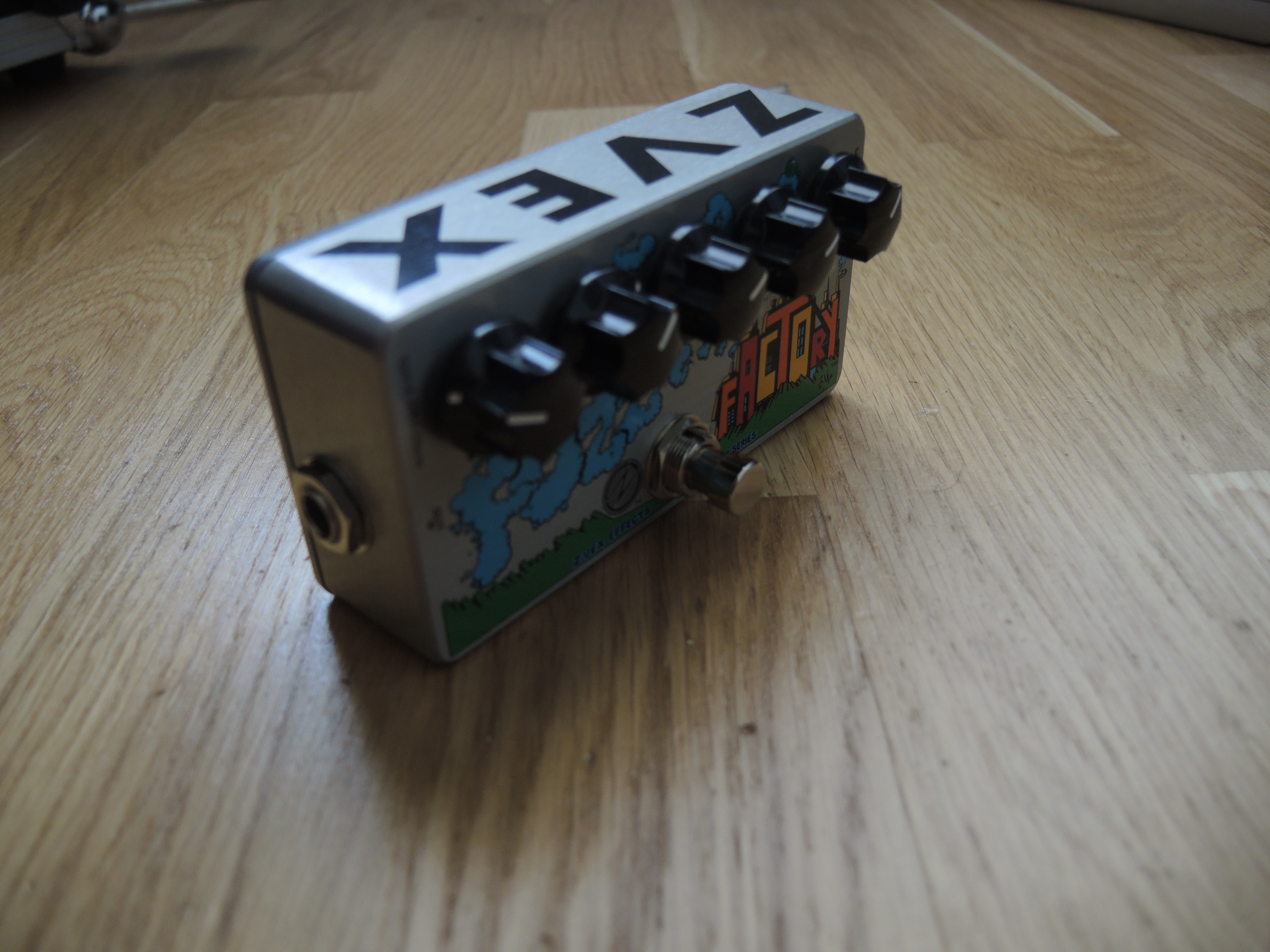 FUZZ FACTORY - Zvex Fuzz Factory - Audiofanzine