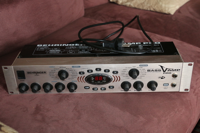 Behringer Bass V-Amp Pro image (#1767556) - Audiofanzine