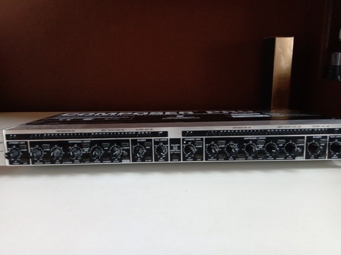 Composer Pro-XL MDX2600 - Behringer Composer Pro-XL MDX2600 - Audiofanzine