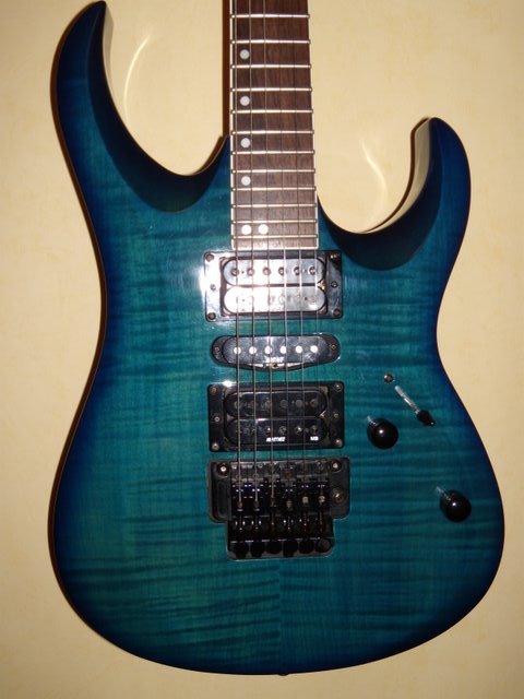 Cort X-11 image (#54346) - Audiofanzine