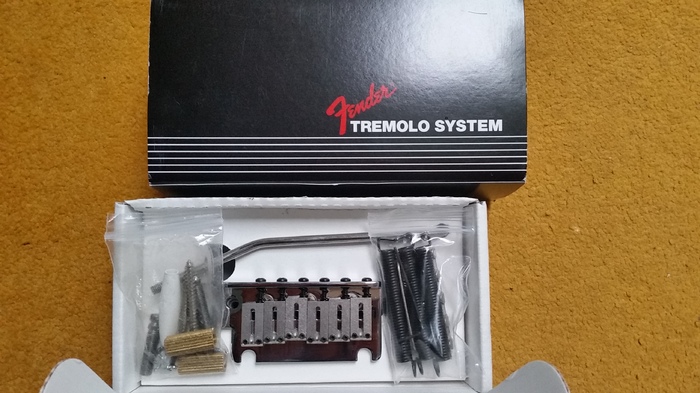 Fender Deluxe Locking Tremolo image (#831795) - Audiofanzine