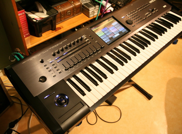 Photo Korg Kronos X 61 : Korg Kronos X 61 (20495) (#1001032) - Audiofanzine