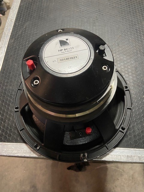 SB18 - L-Acoustics SB18 - Audiofanzine