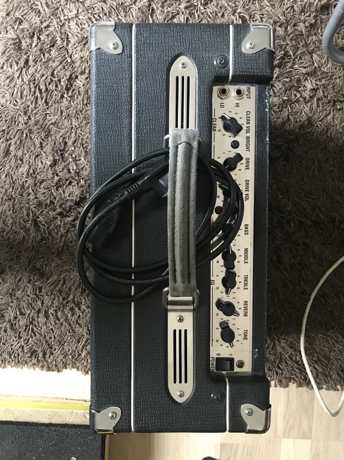 VC15-110 - Laney VC15-110 - Audiofanzine