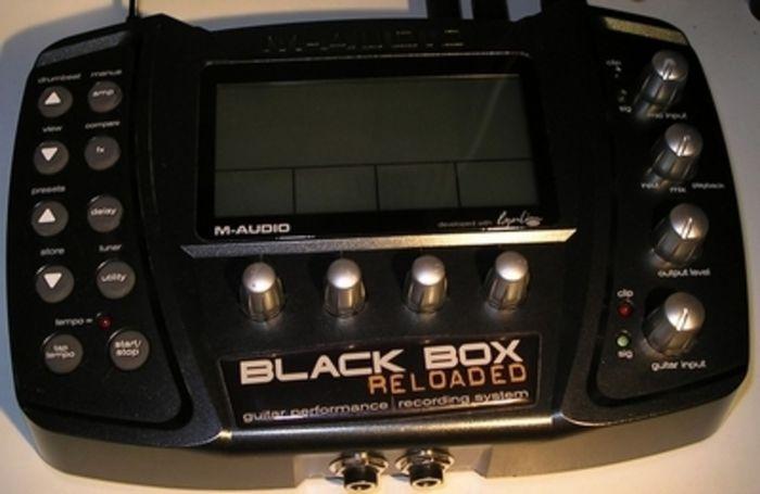 Photo M-Audio Black Box Pedal Board : M-Audio Black Box + Pedal Board ...