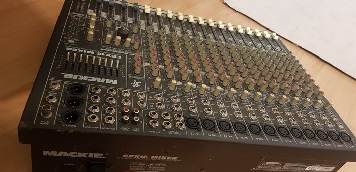 CFX16 - Mackie CFX16 - Audiofanzine