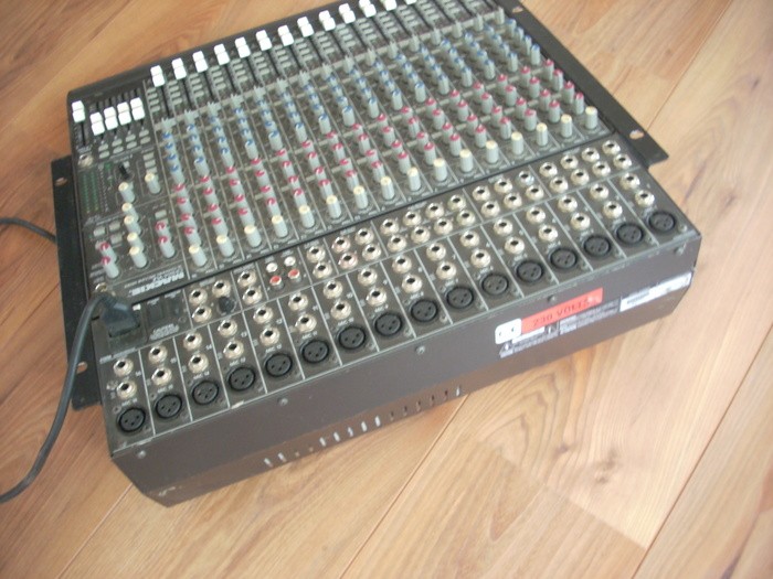 Photo Mackie CR1604-VLZ : Mackie CR1604-VLZ (2481) (#2009859 ...