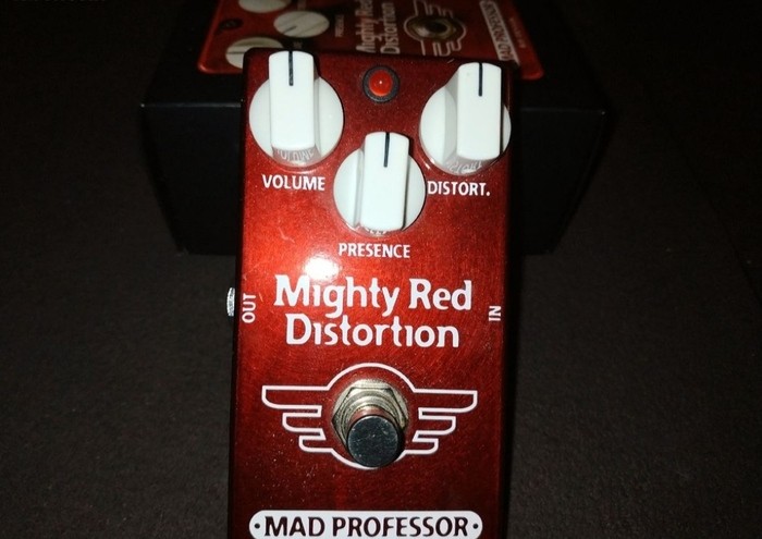 Mighty Red Distortion - Mad Professor Mighty Red Distortion - Audiofanzine