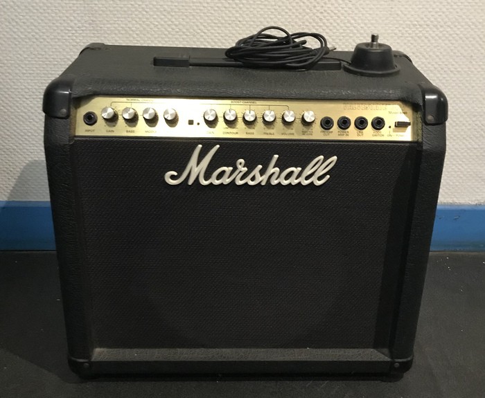 8040 ValveState 40V - Marshall 8040 ValveState 40V - Audiofanzine