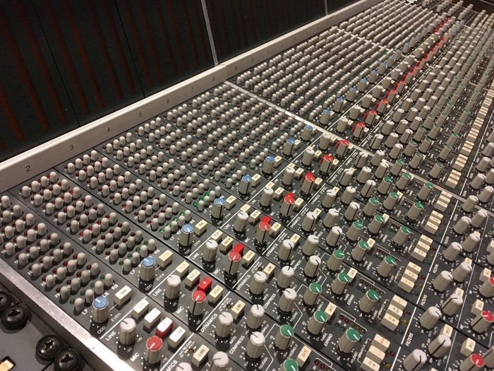 Photo SSL 4000 E : 3.JPG (#2100968) - Audiofanzine