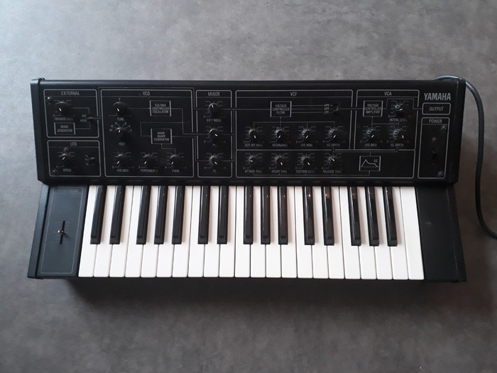 CS5 - Yamaha CS5 - Audiofanzine