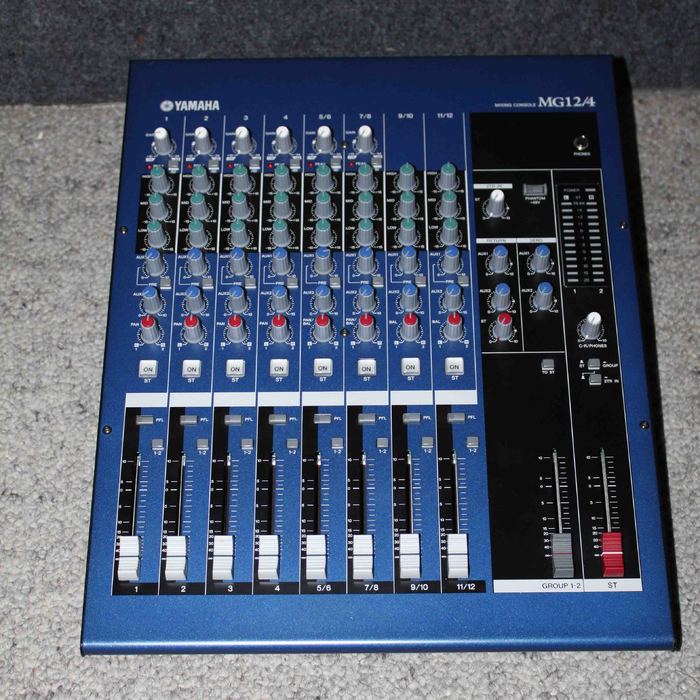 Yamaha MG12/4 image (#418042) - Audiofanzine