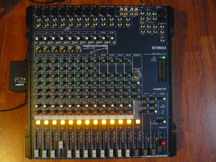 Yamaha MG166CX-USB image (#476000) - Audiofanzine