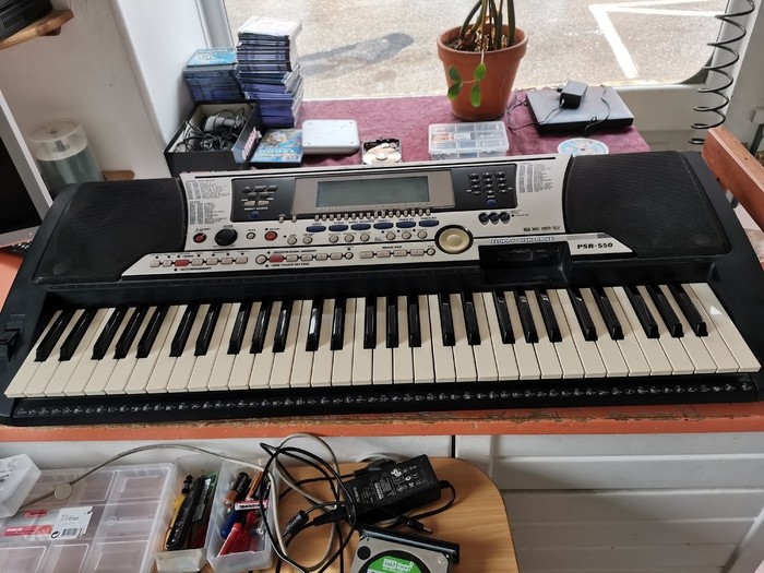 PSR-550 - Yamaha PSR-550 - Audiofanzine